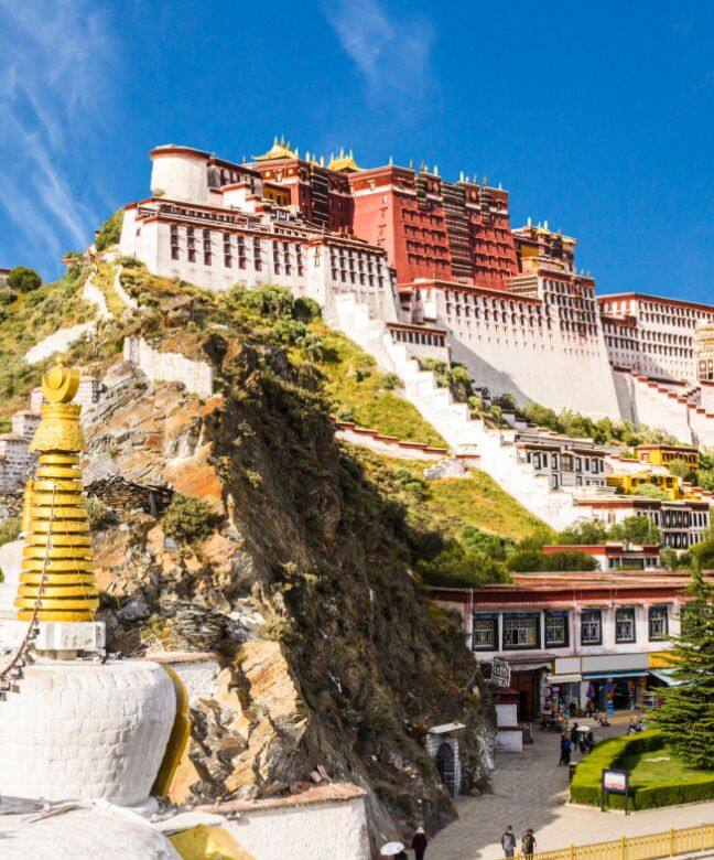 Book Bagdogra to Leh Flight Tickets at Lowest Price - Adani One